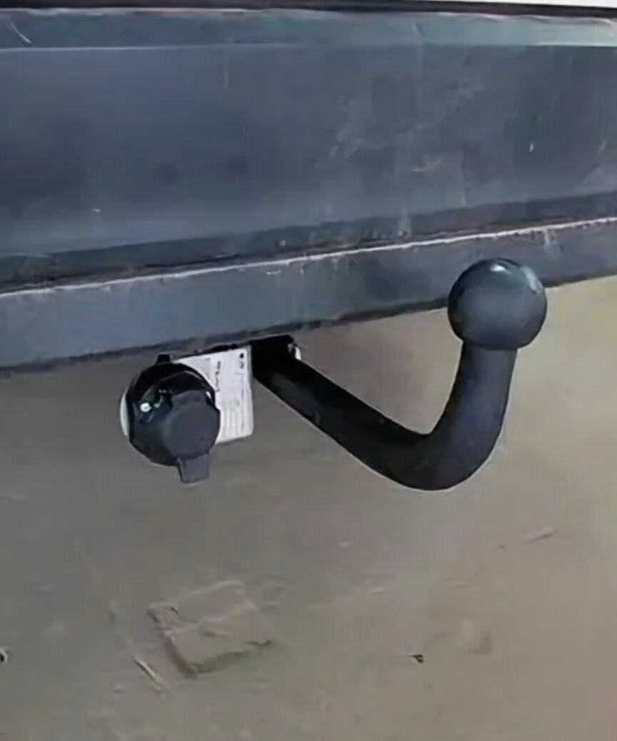 Фаркоп для Ford Focus III универсал 2011-2018 Тип шара: A. Нагрузки: 1500/75 кг, FD 29