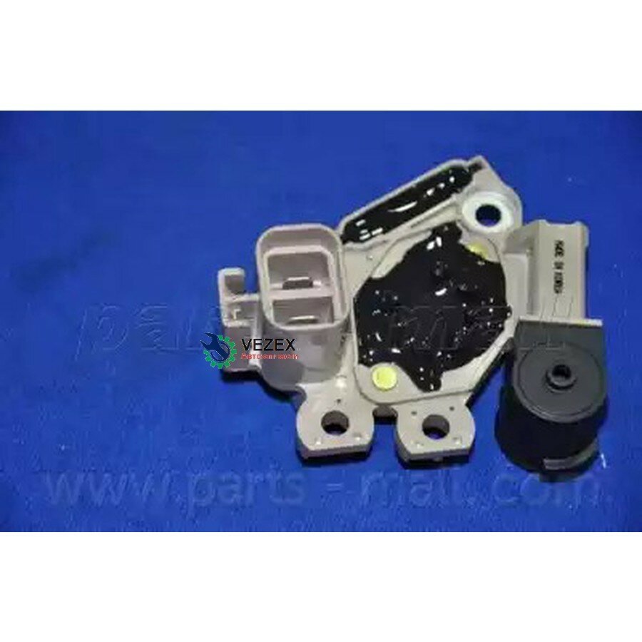 PARTS-MALL PXPBA-020 Реле регулятор HYUNDAI ACCENT/VERNA/GETZ/ELANTRA/TUCSON генер. PXPBA-020