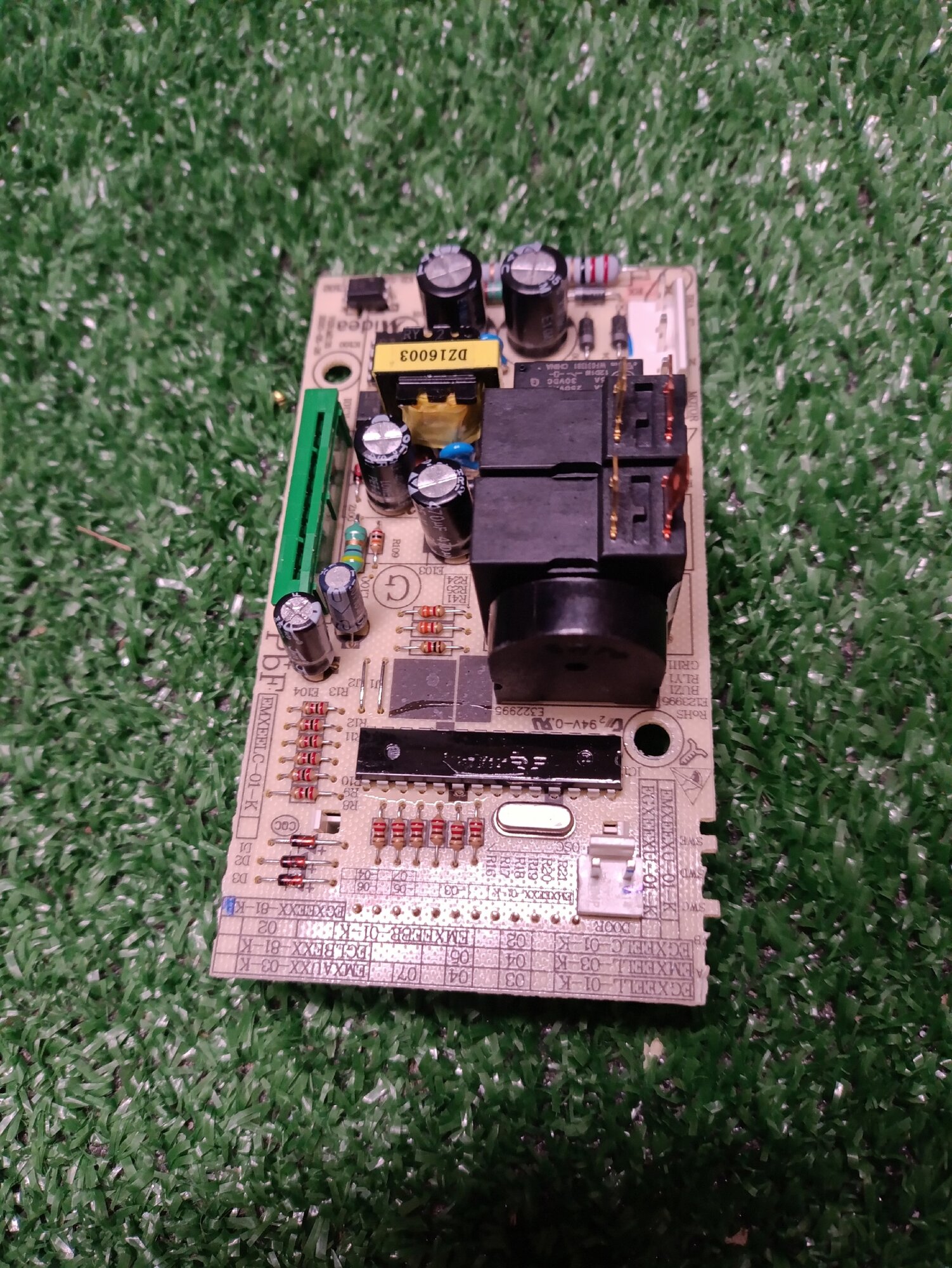 Плата управления EMXEEXX-81-K для СВЧ Midea