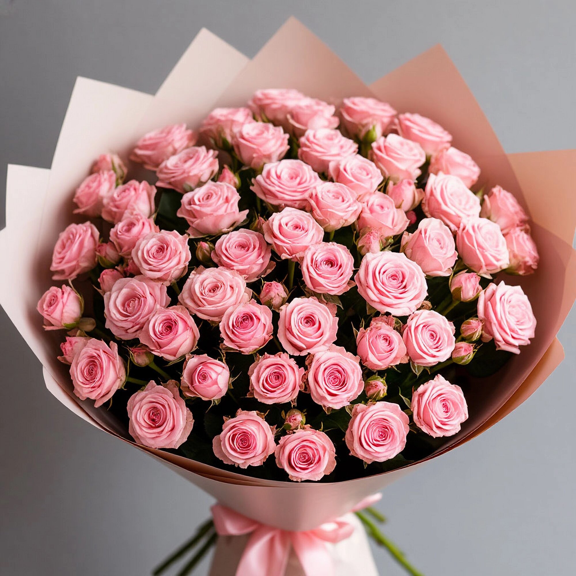 Букет из розовых кустовых роз 101 шт, красивый букет цветов, шикарный, премиум цветы