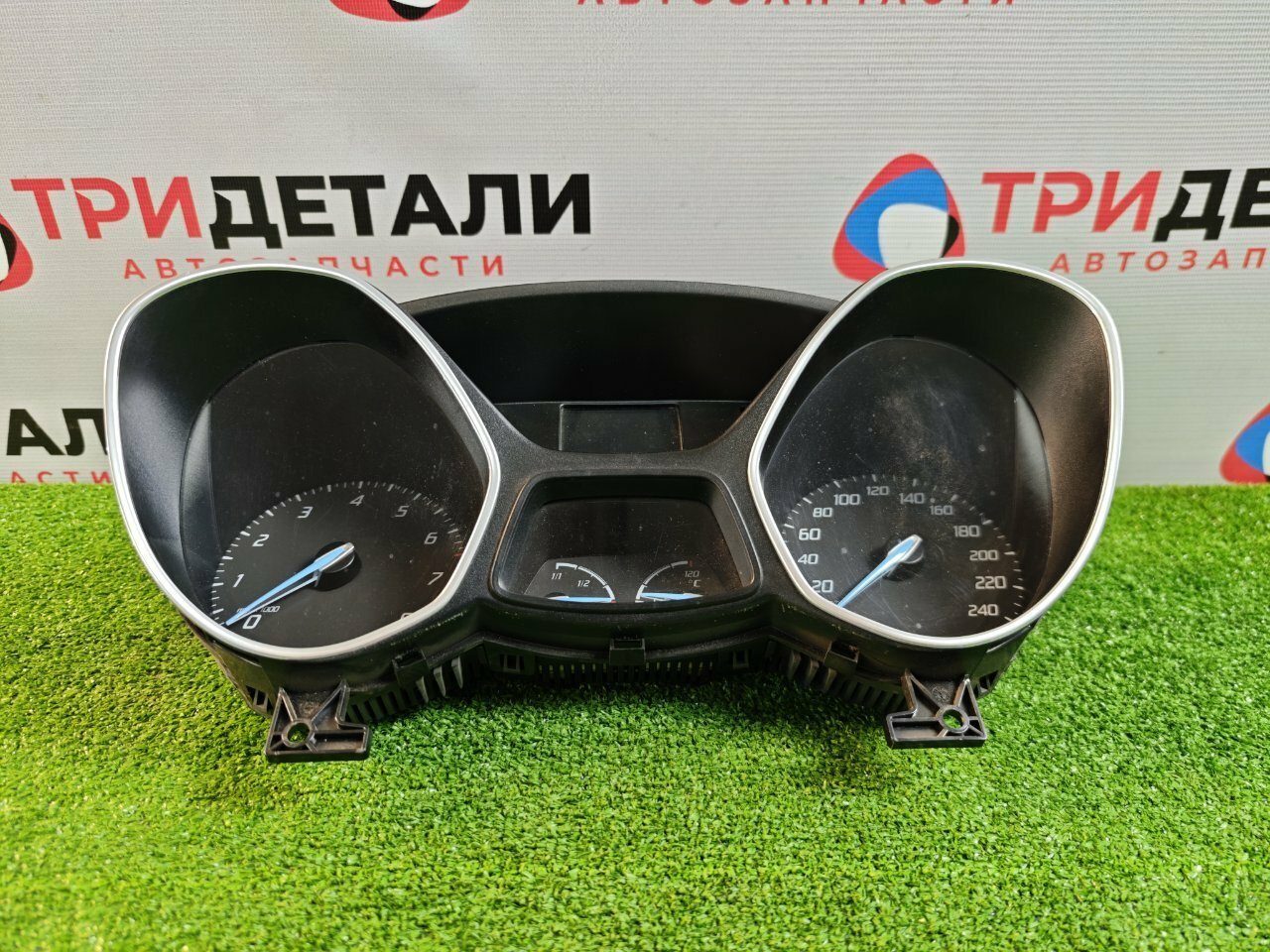 Панель приборов Ford Focus 1.6 XTDA 2012 (б/у)