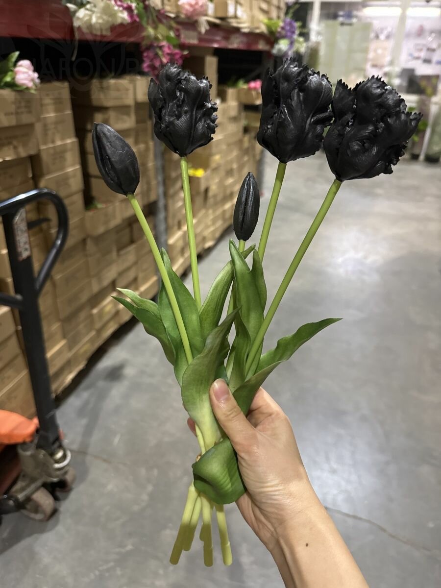 Искусственные цветы Тюльпаны махровые из силикона премиум букет черные 40 см