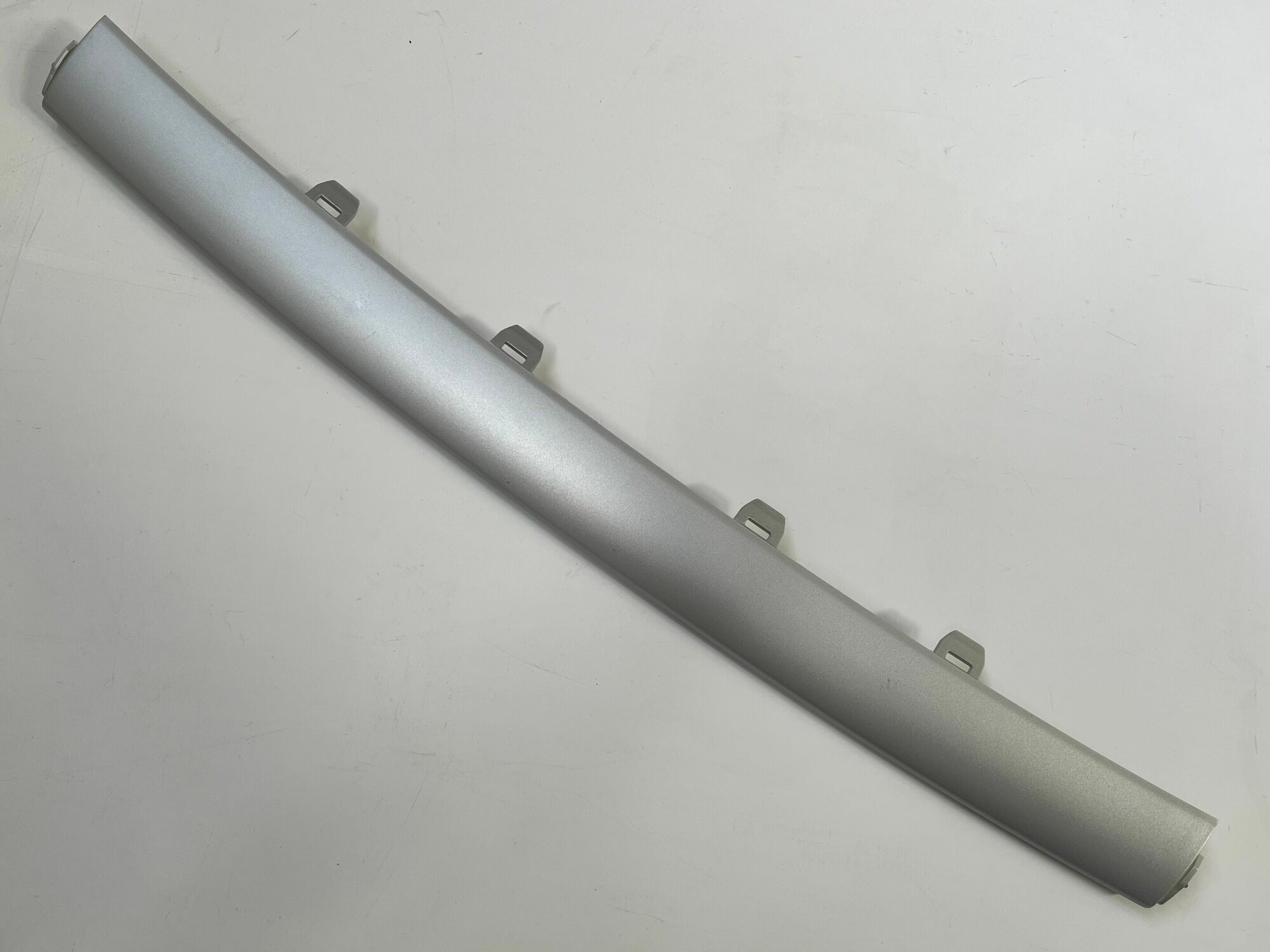 Молдинг бампера переднего центральный верхний (хром) Haval M6 [1.5 16V 6MT внедорожник Turbo ] 2803104XKZ0YA