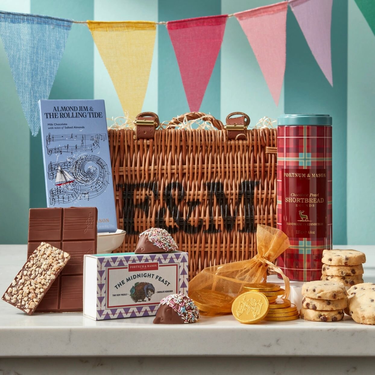 Fortnum&Mason Подарочная корзина с печеньем The Little Treasures Hamper