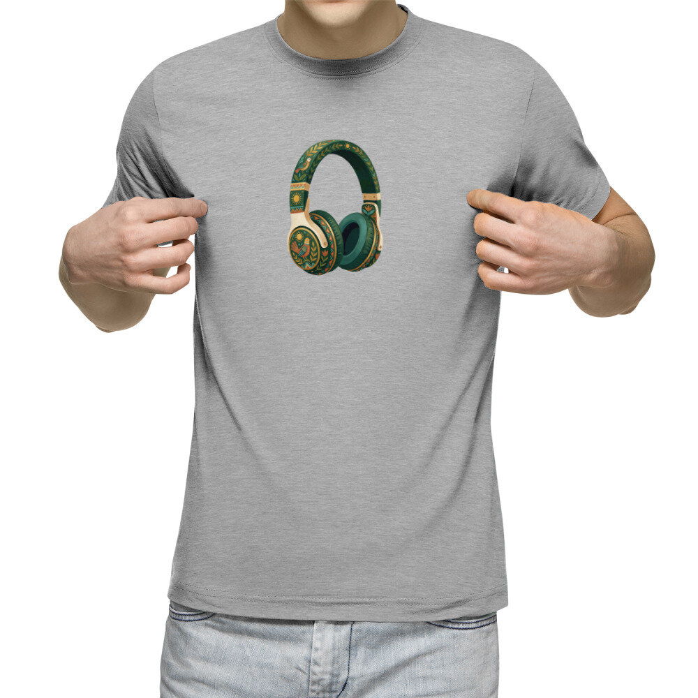 Мужская футболка «Наушники с зеленым этническим орнаментом» (серый меланж, M)