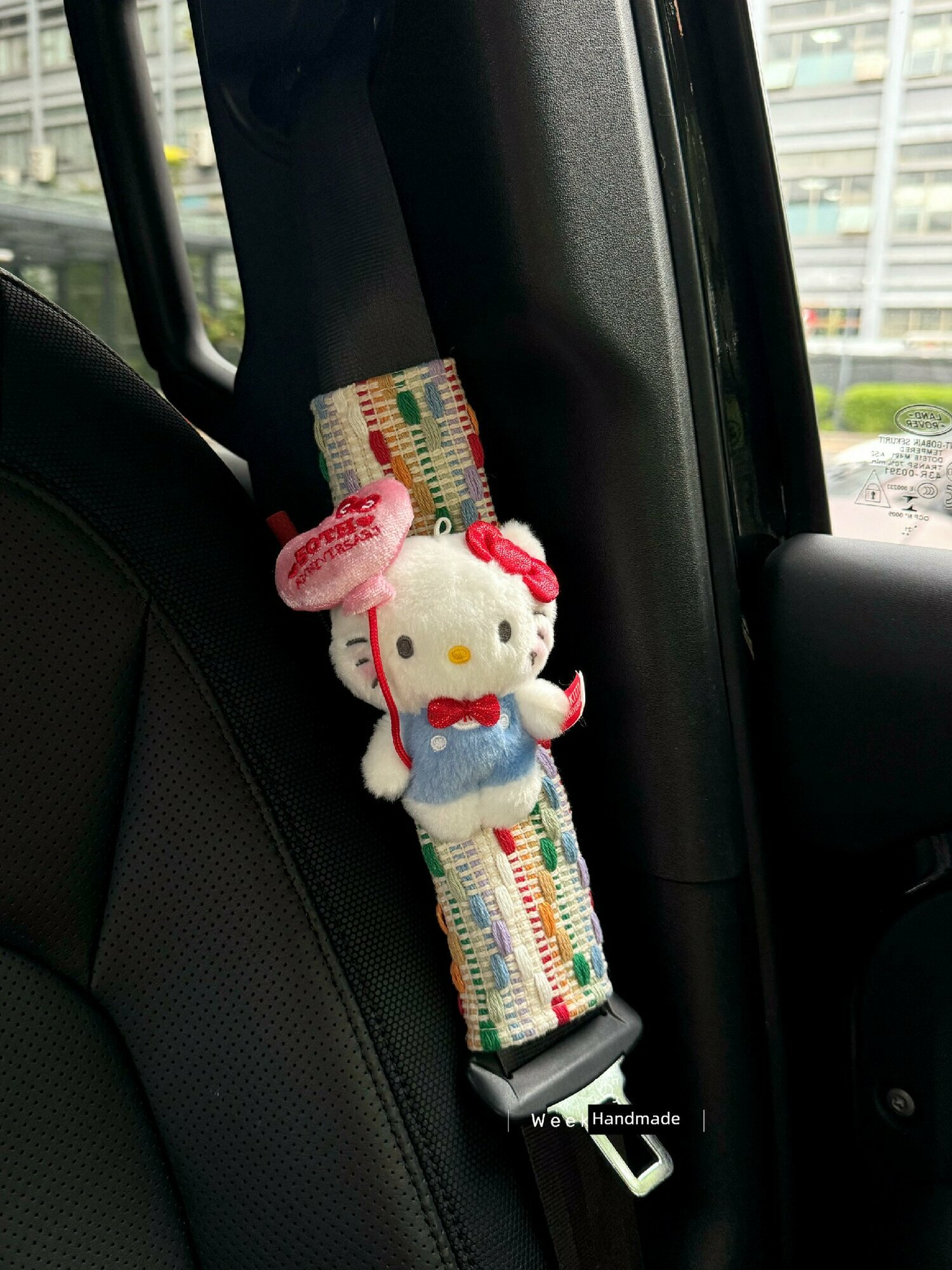 50-я годовщина Hello Kitty автомобильная накладка на ремень безопасности с плетеной цветной вышивкой, одна штука