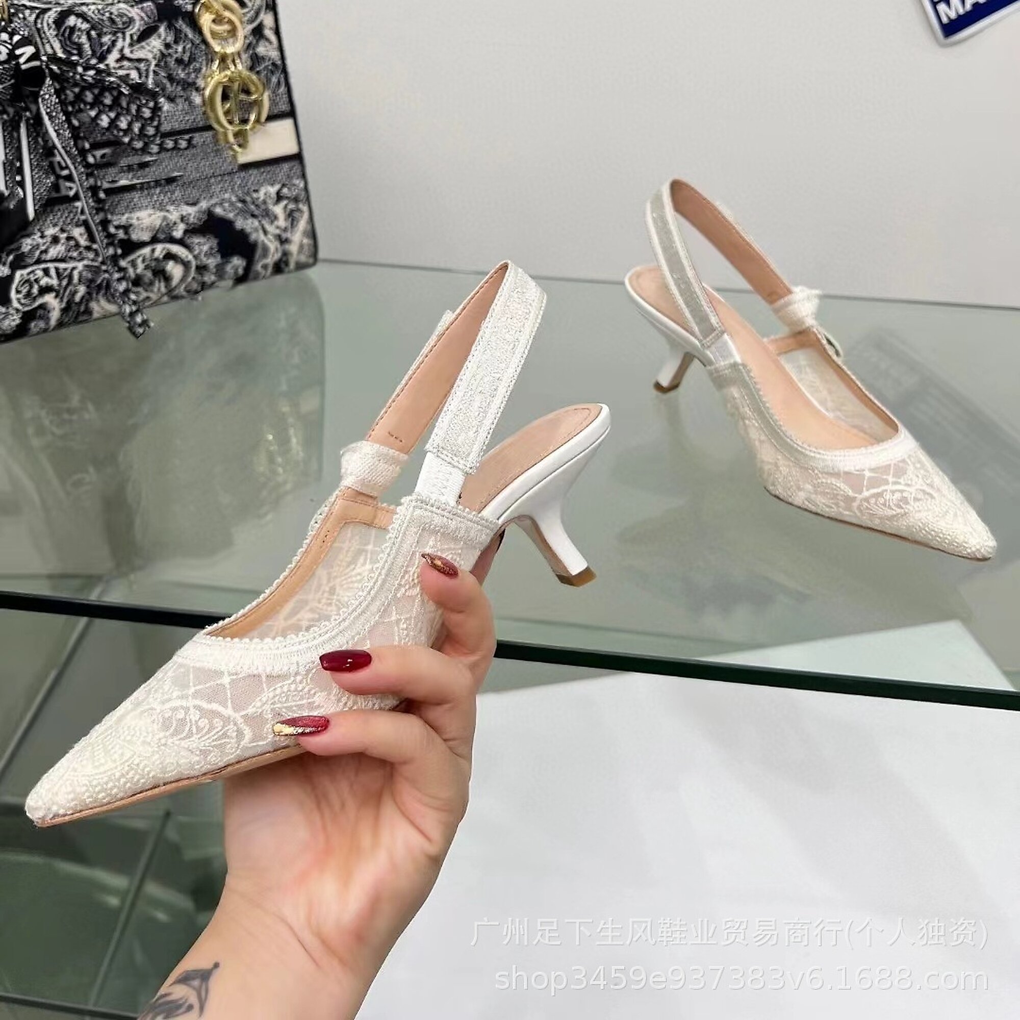 Босоножки Elegant Line