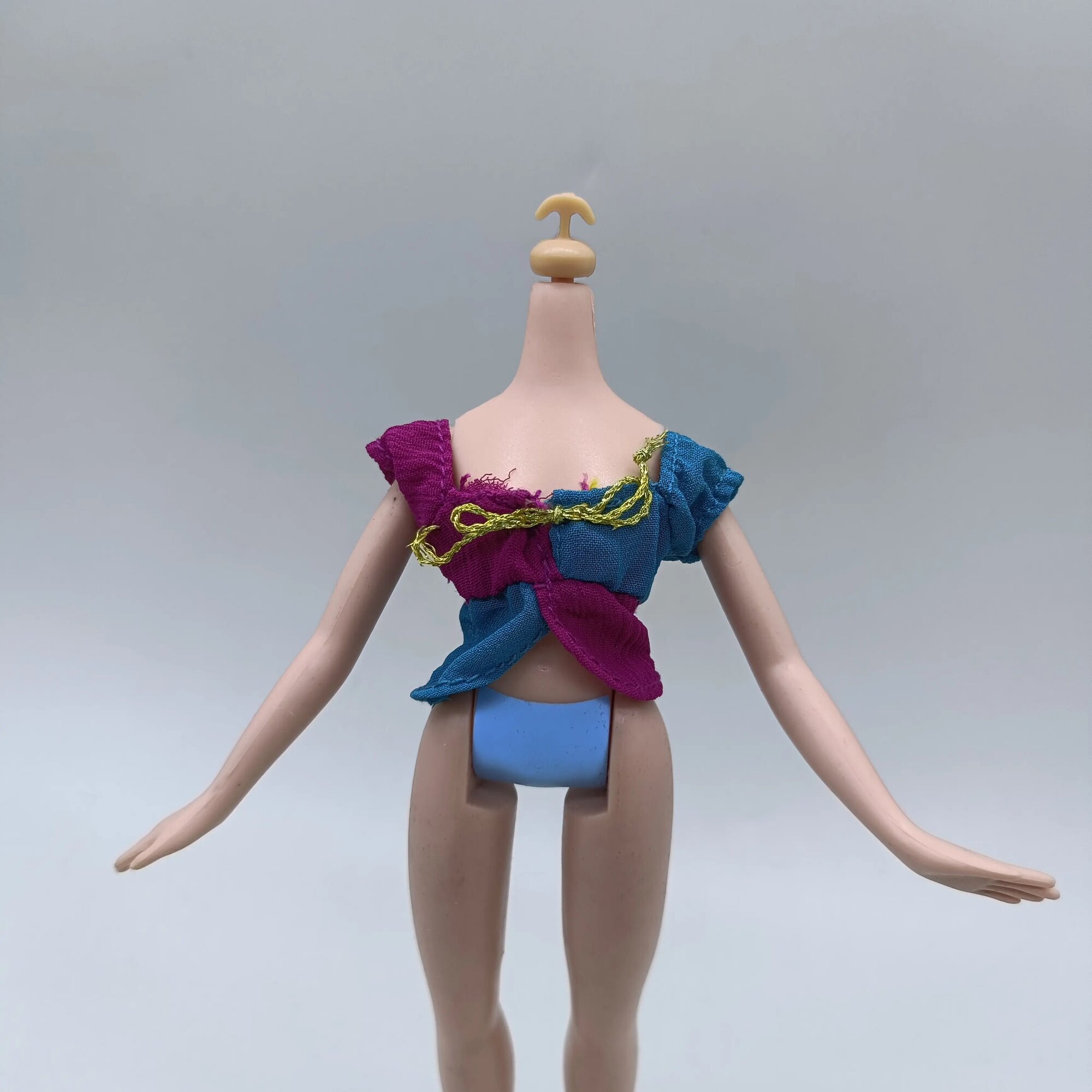 Комплект одежды для кукол Bratz 30 см