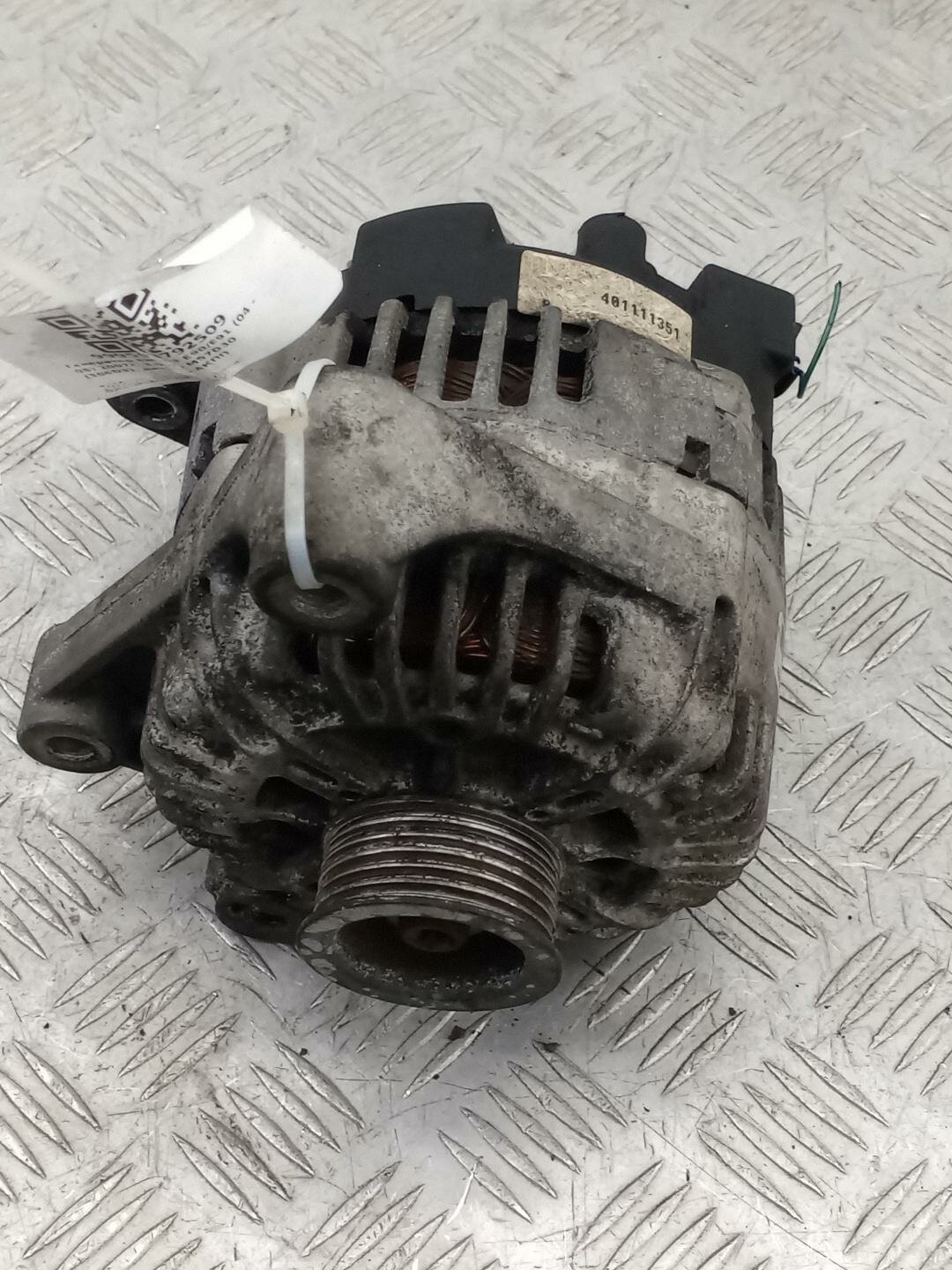 Генератор для BMW 3 E90/E91/E92/E93 3.0 OEM TG15C093