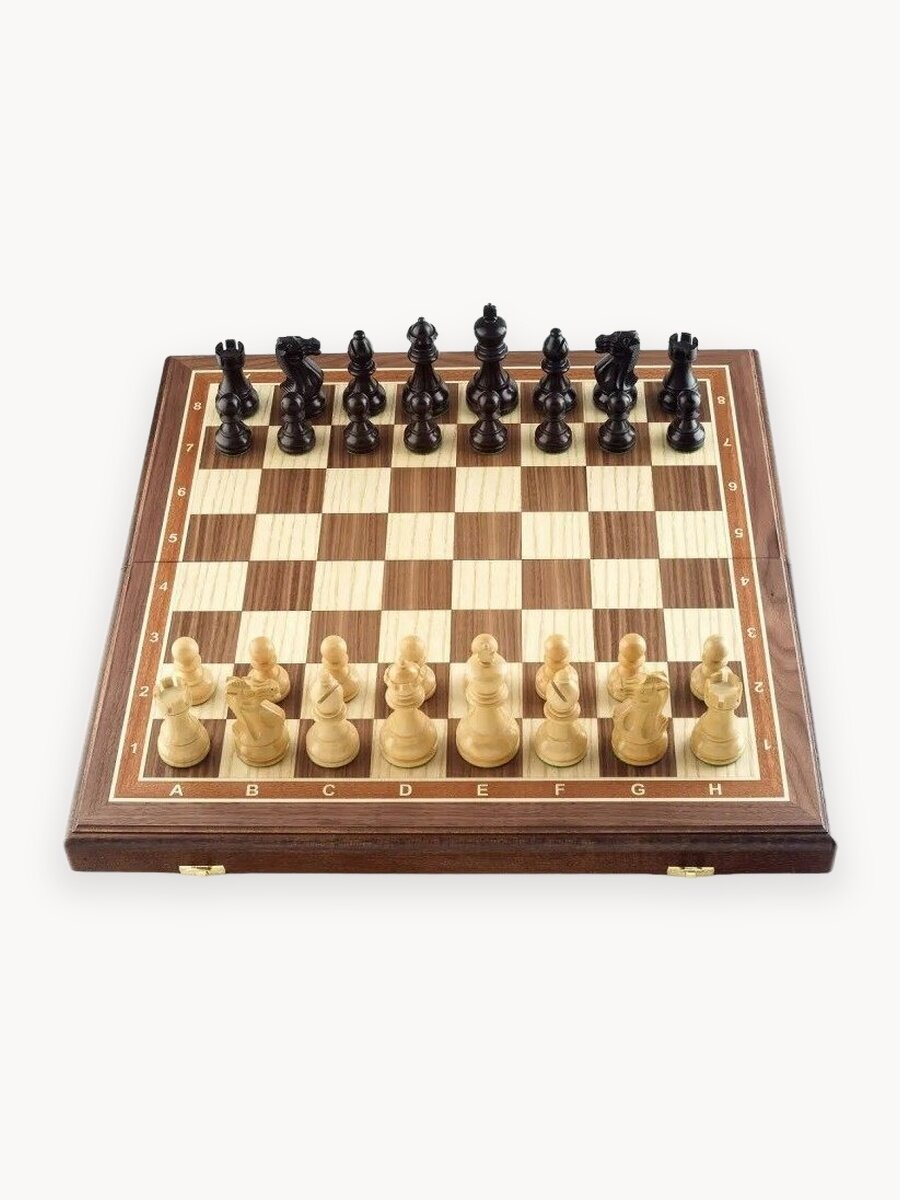 Шахматы подарочные из ореха с утяжеленными фигурами из самшита Гамбит большие 50 на 50 см