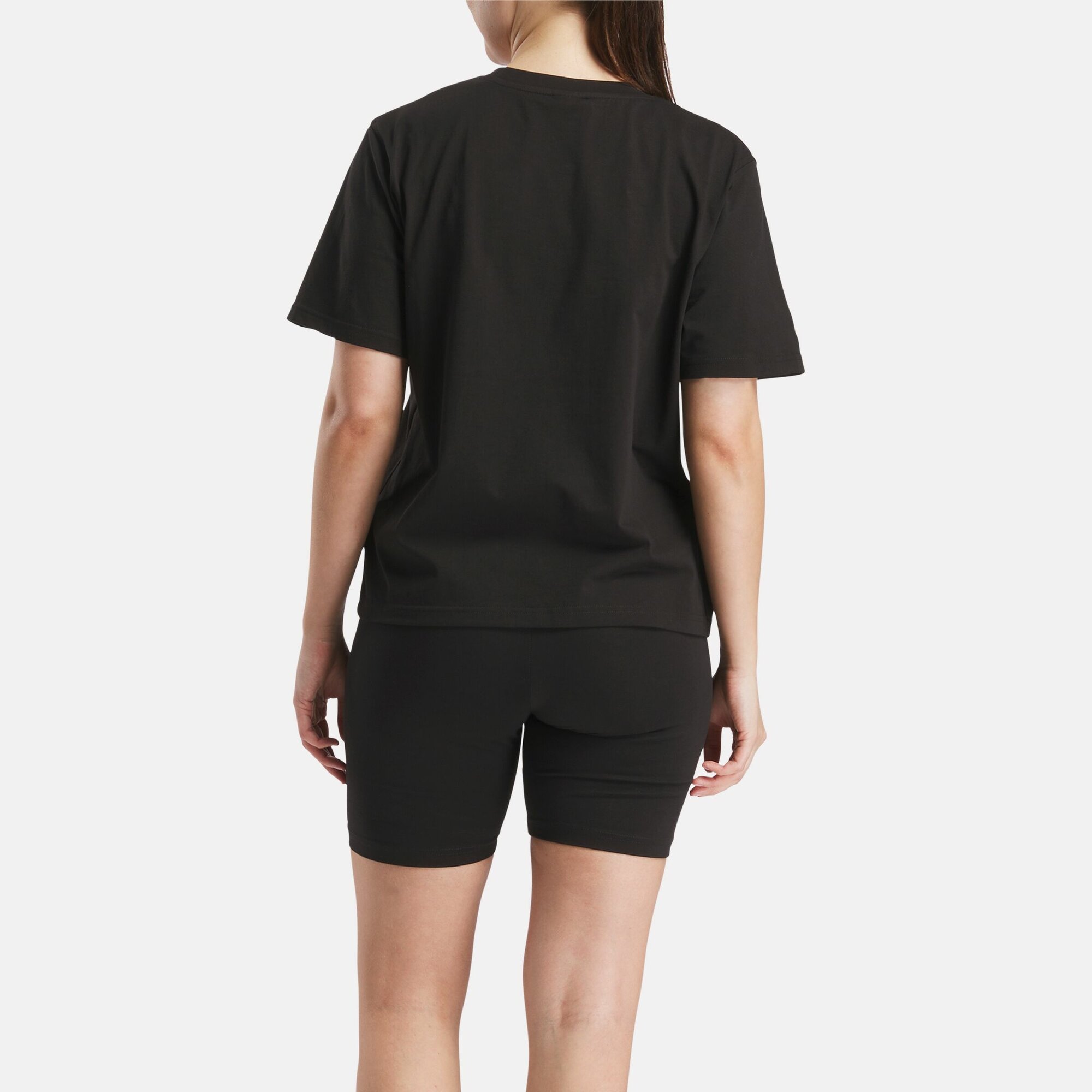 Футболка спортивная Reebok NOVA BIG LOGO OVERSIZED CRW SS, размер L INT, черный — фото 1