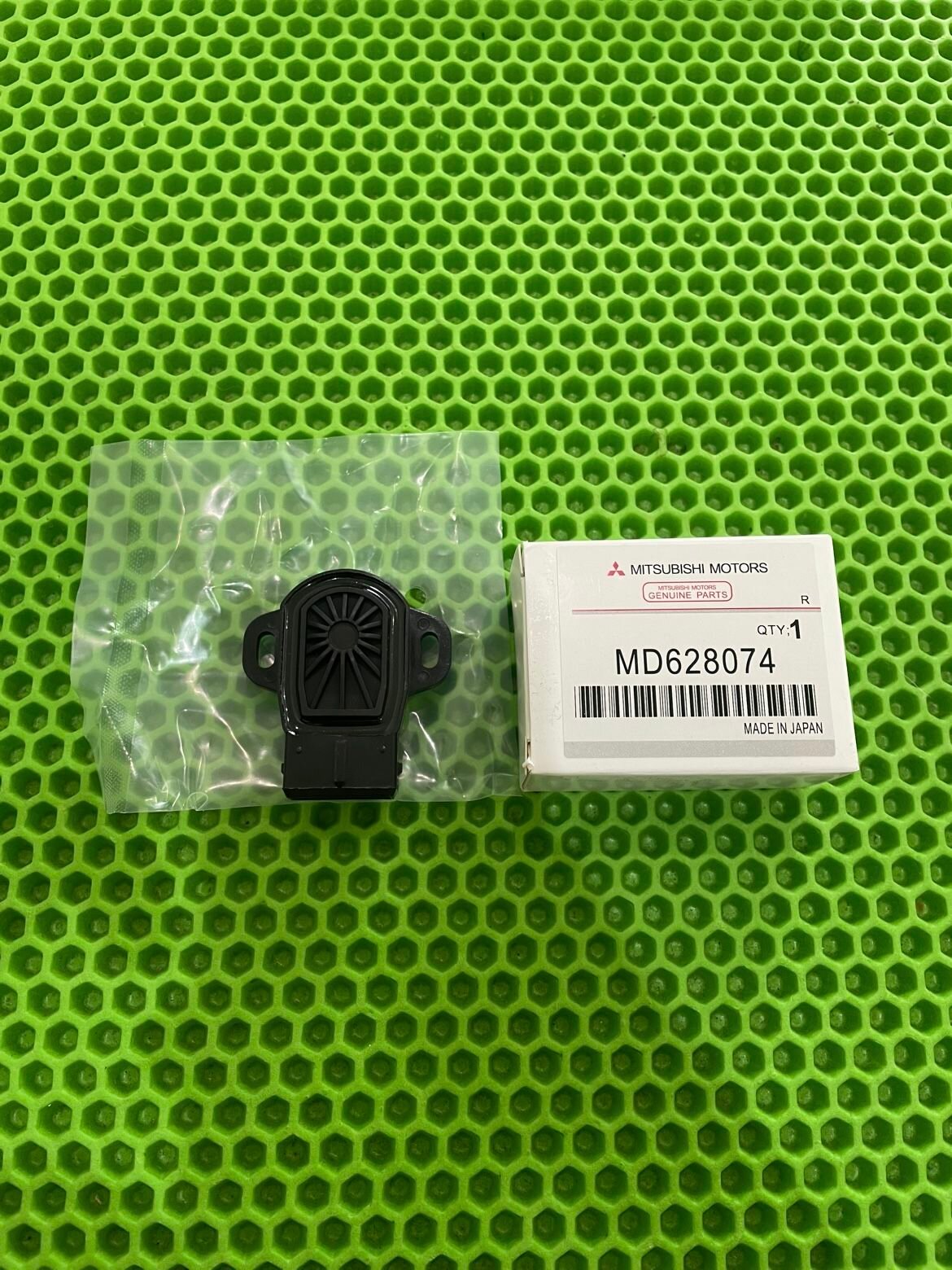 Датчик положения дроссельной заслонки Mitsubishi MD628074 4G63 4G92 4G93 4G13 4G18 4G94