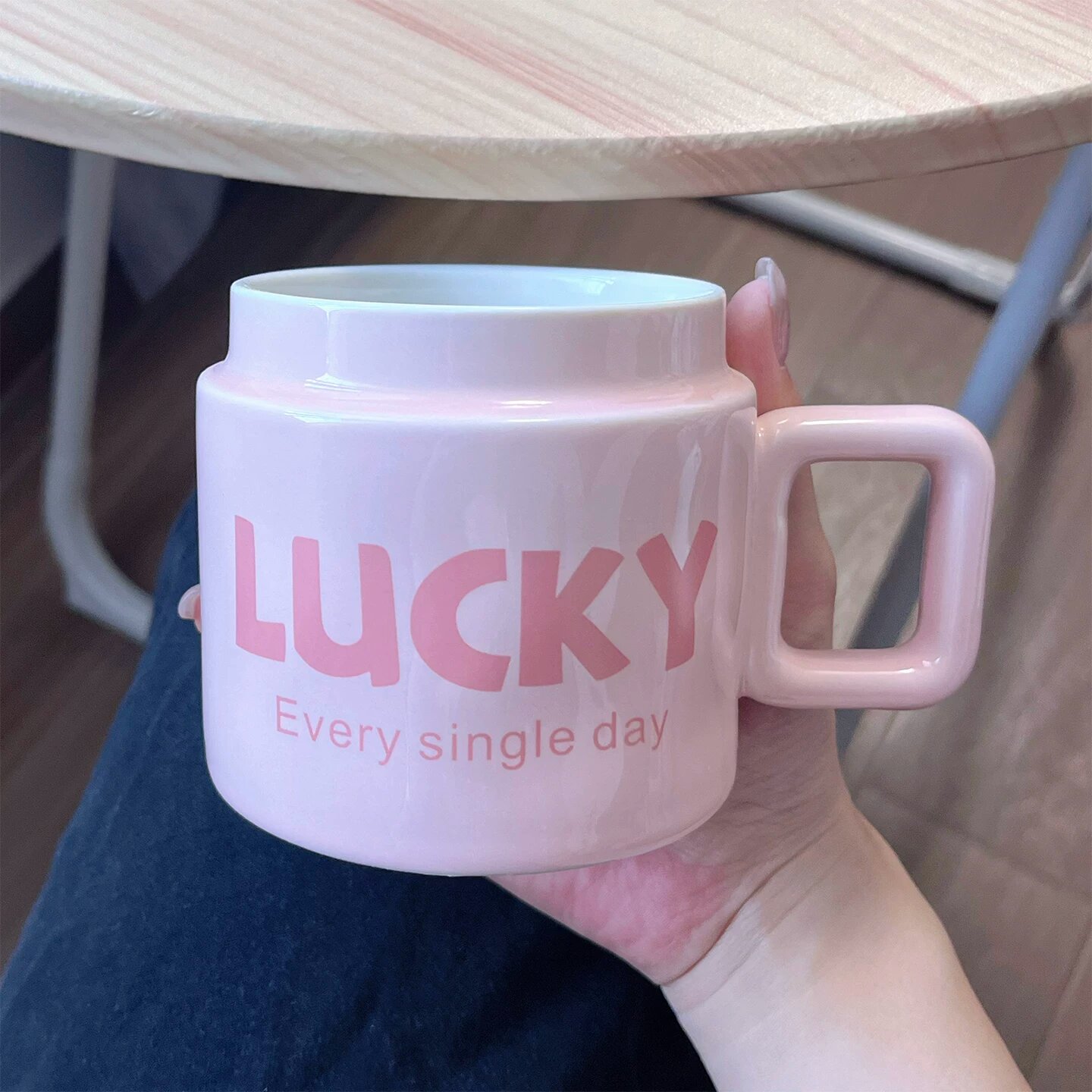 Креативная и милая кружка с крышкой, стильная керамическая чашка, чашка для воды для девочек, мультяшная кружка для