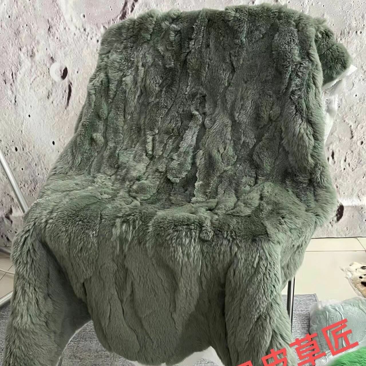 Мех кролика рекс, одеяла из натуральной кожи, эркеры, диваны, одеяла и подушки.