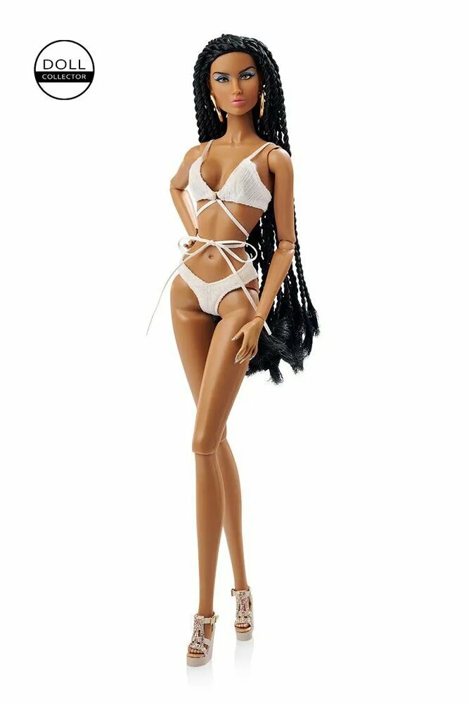Integrity Toys Pose Like An Egyptian Базовая кукла Amirah Majeed