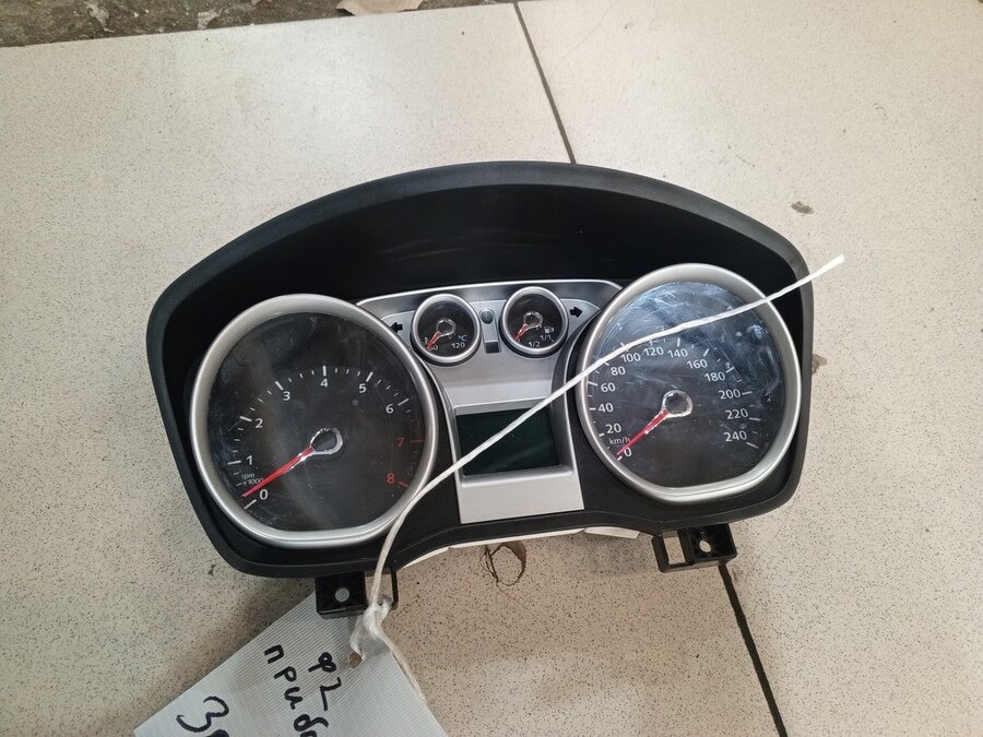 Панель приборов от Ford Focus 2 2008-2011