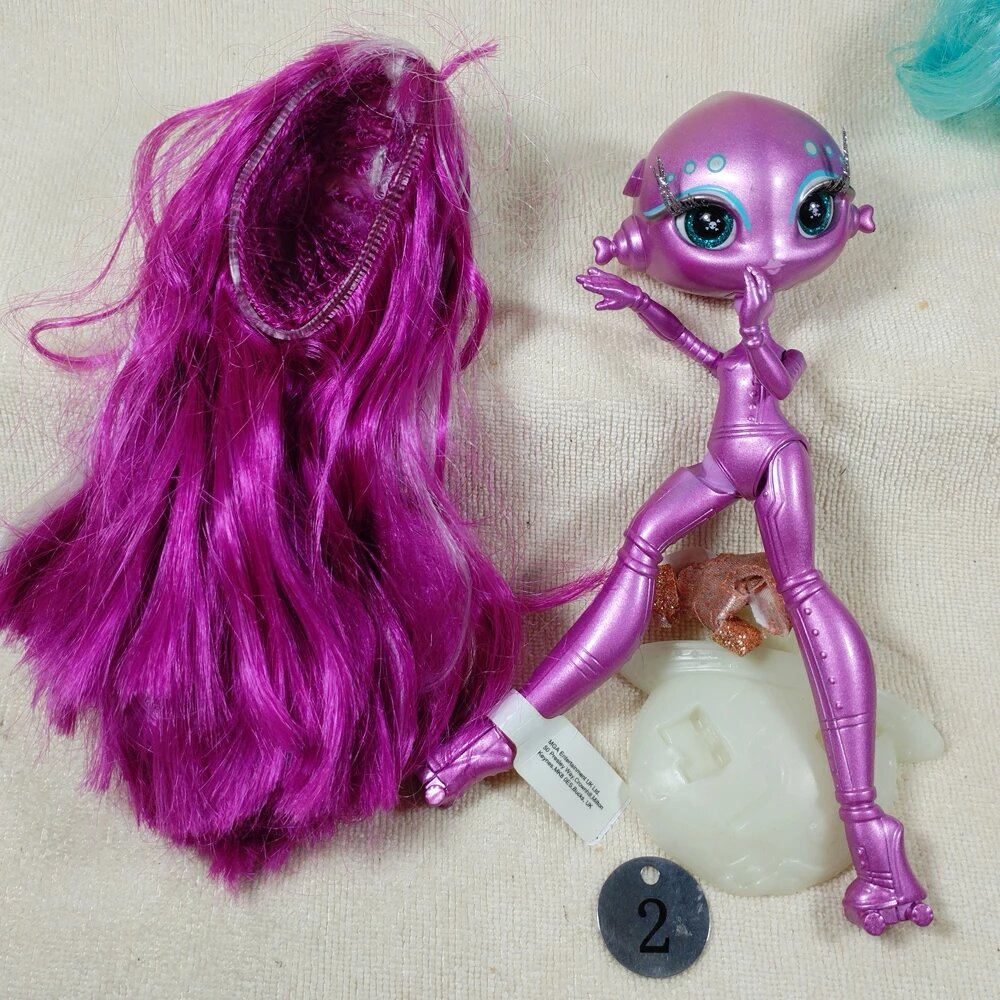 Нови Инопланетянин кукла 2