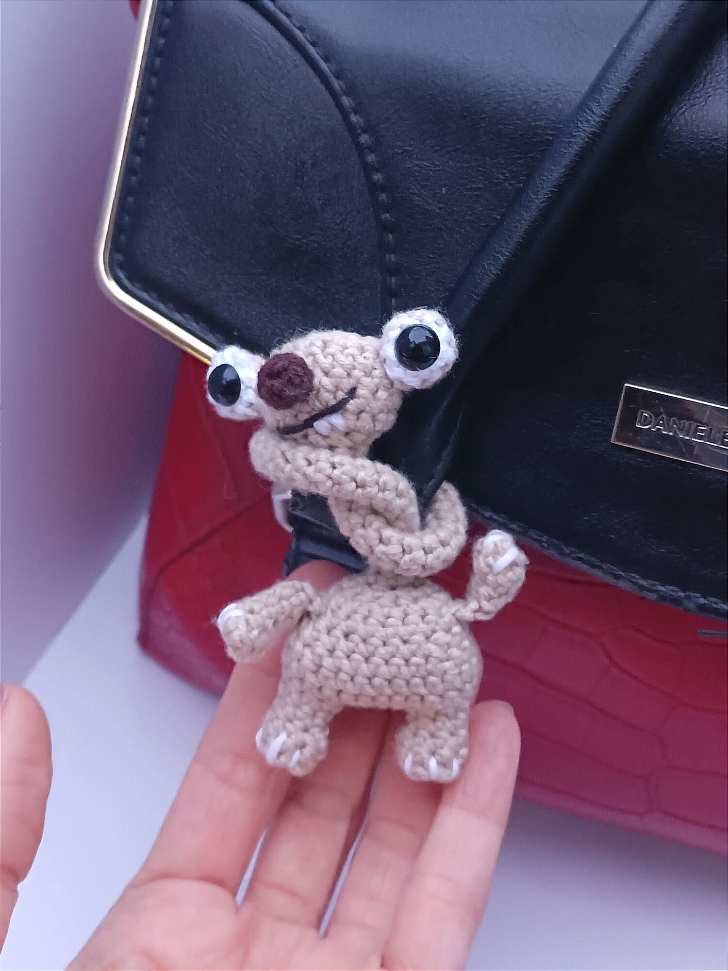 Украшение на сумку