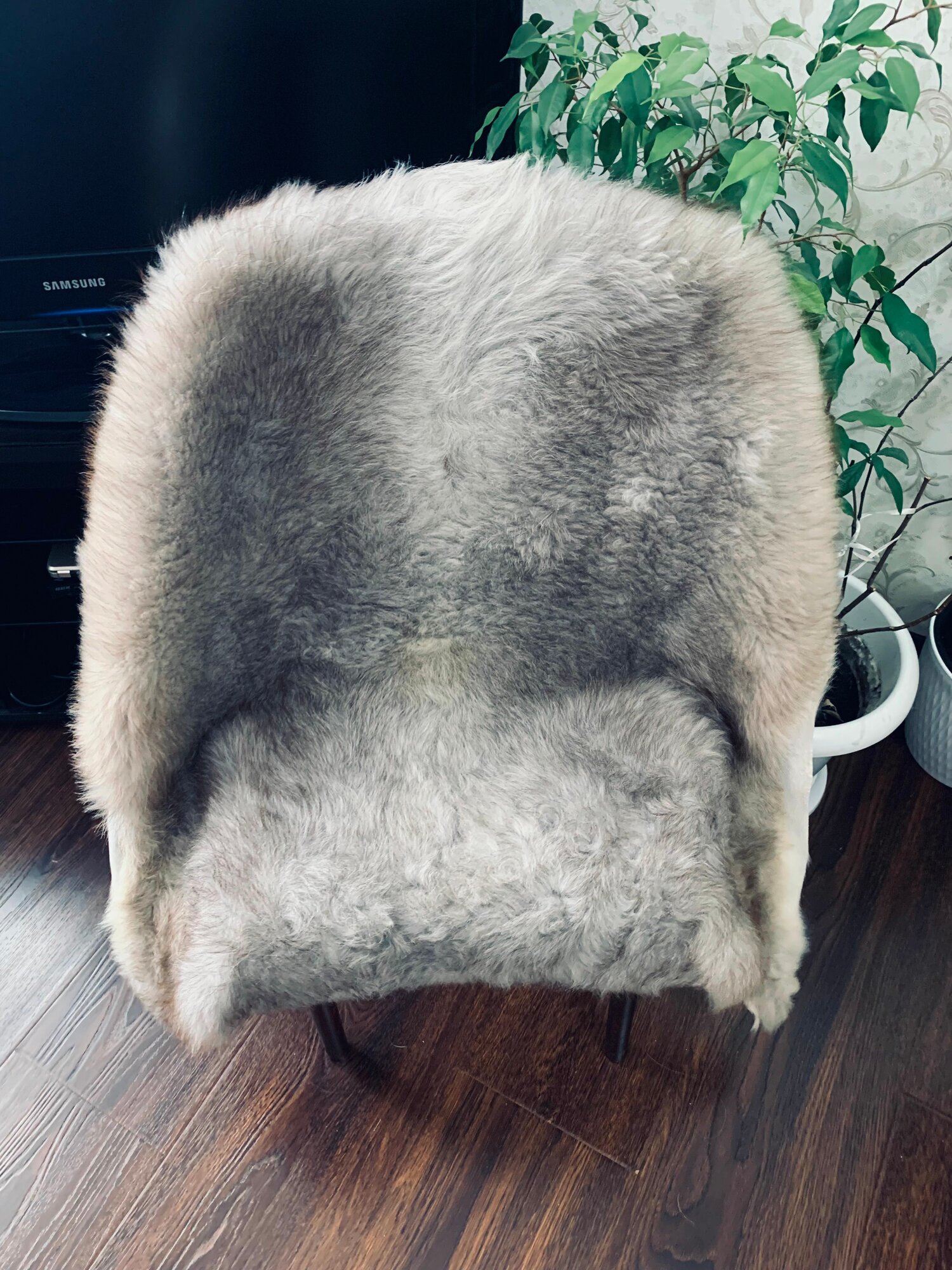 Ковер-накидка из натуральной овечьей шкуры (мех, овчина) для дома и авто