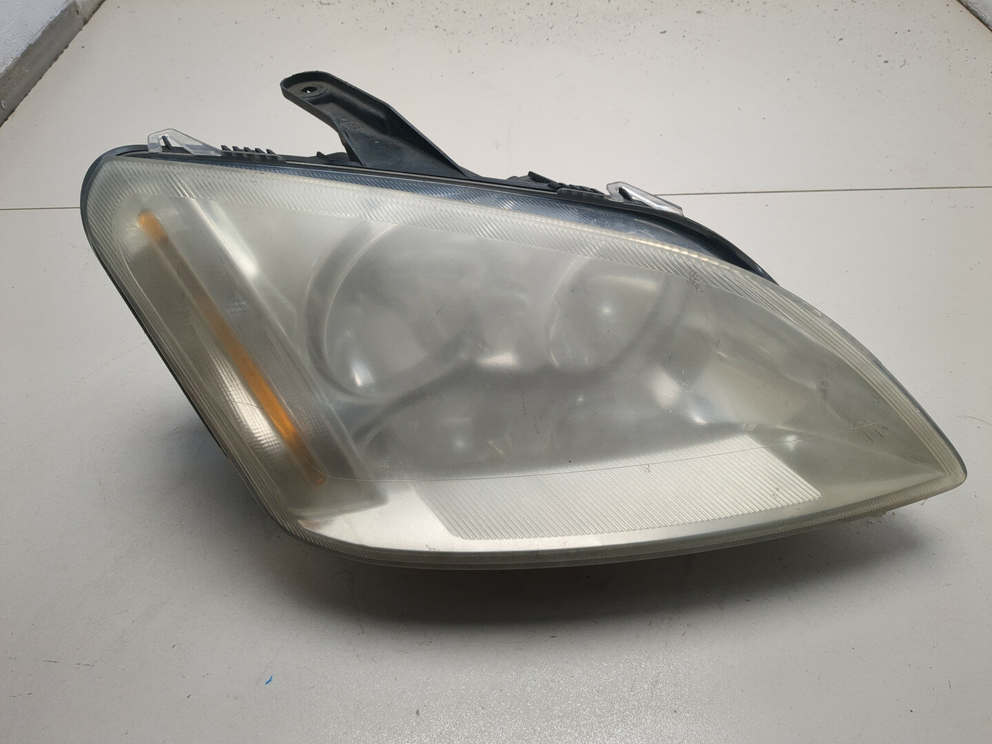 Фара (передняя) правая Ford C-Max Б/У