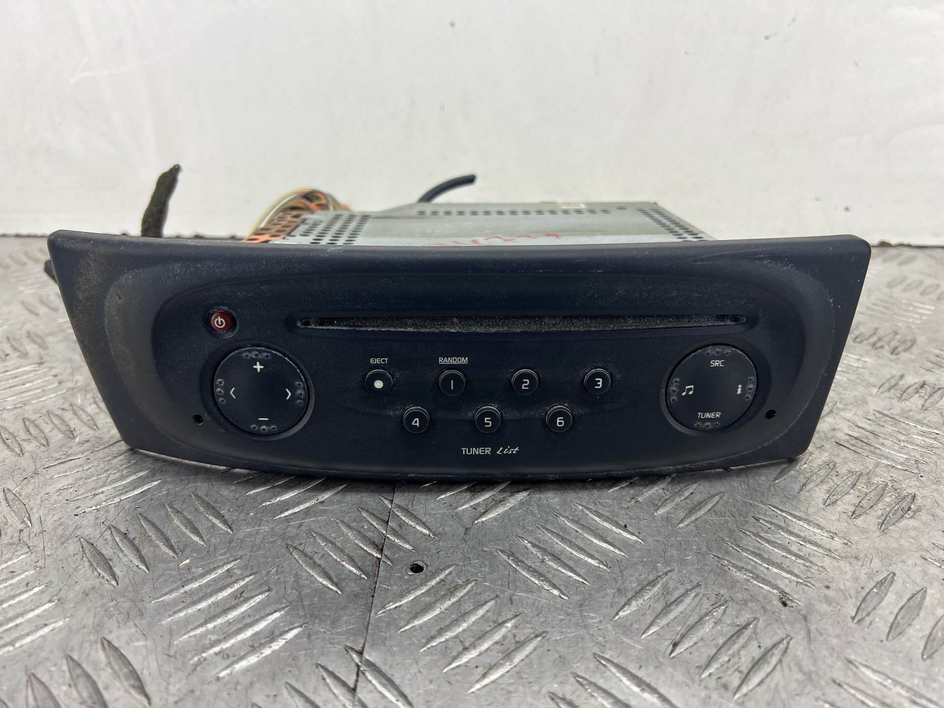 Магнитола Renault Megane рест. (1999 - 2003) 7700434423