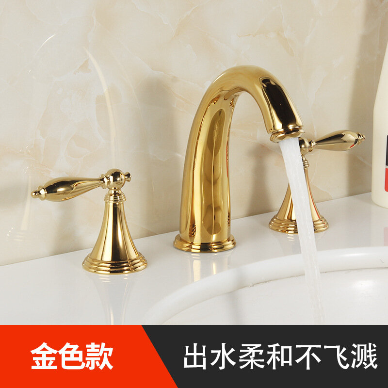 Европейский стиль золотой полностью медный вращающийся трехотверстный смеситель для раковины, трехкомпонентный набор, разделенный двойной ручкой, двойное управление горячей и холодной водой
