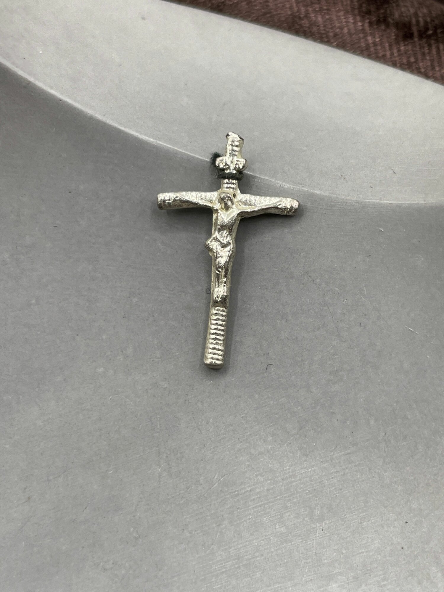 Винтажный нательный крест крестик, кулон, серебрение