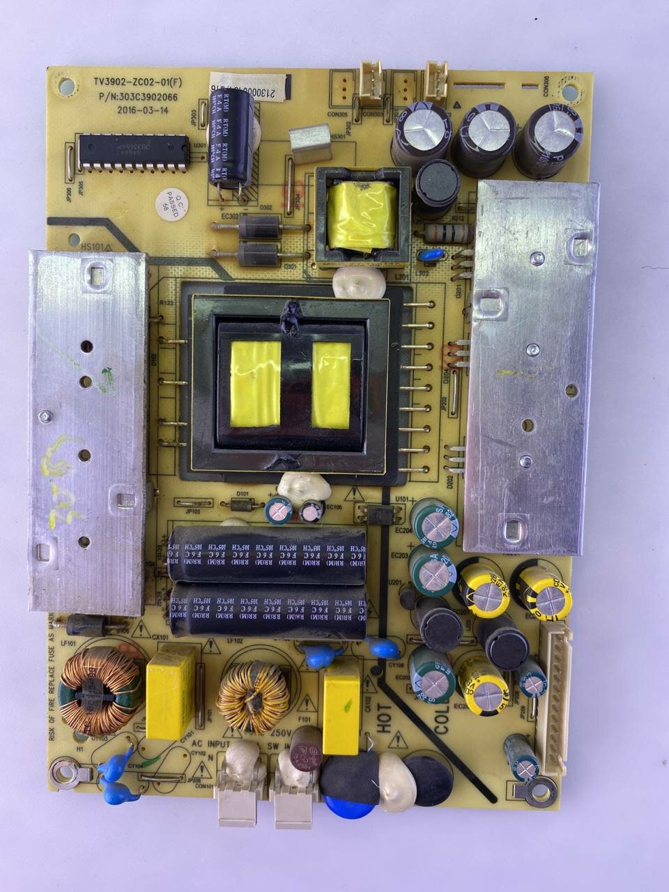 Блок питания PSU: TV3902-ZC02-01(F) 303C3902066 для телевизора LE42B8000TF LE42U6500TF
