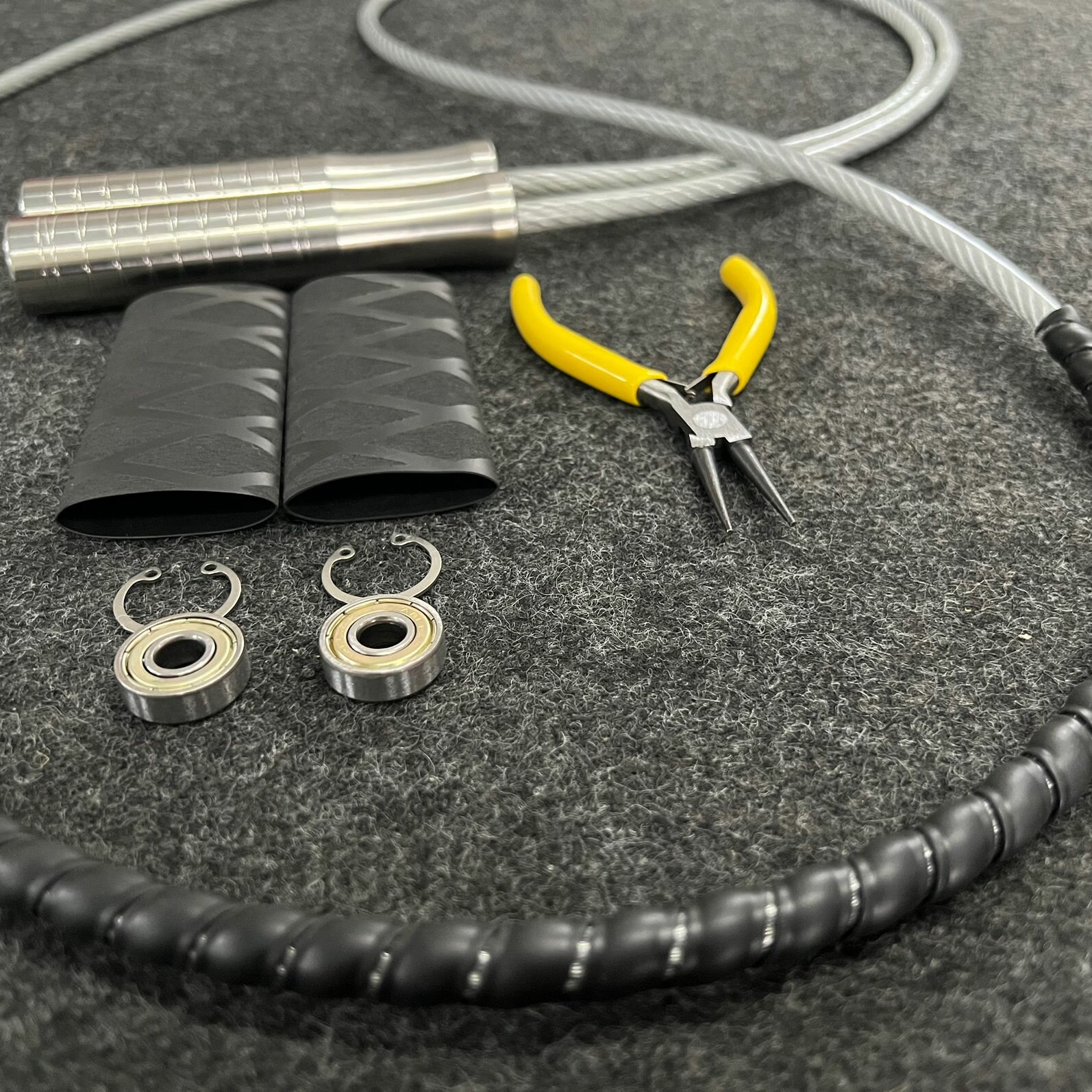 Веревка из коровьей кожи с утяжелением для сжигания жира, прыжковая веревка для взрослых мужчин и женщин, фитнес, похудение, наращивание мышц, бокс, подшипник, проволока из нержавеющей стали 304