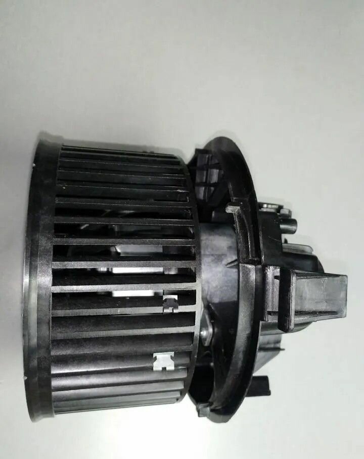 Моторчик отопителя, печки Renault Megan II (02-08) +AC рено меган