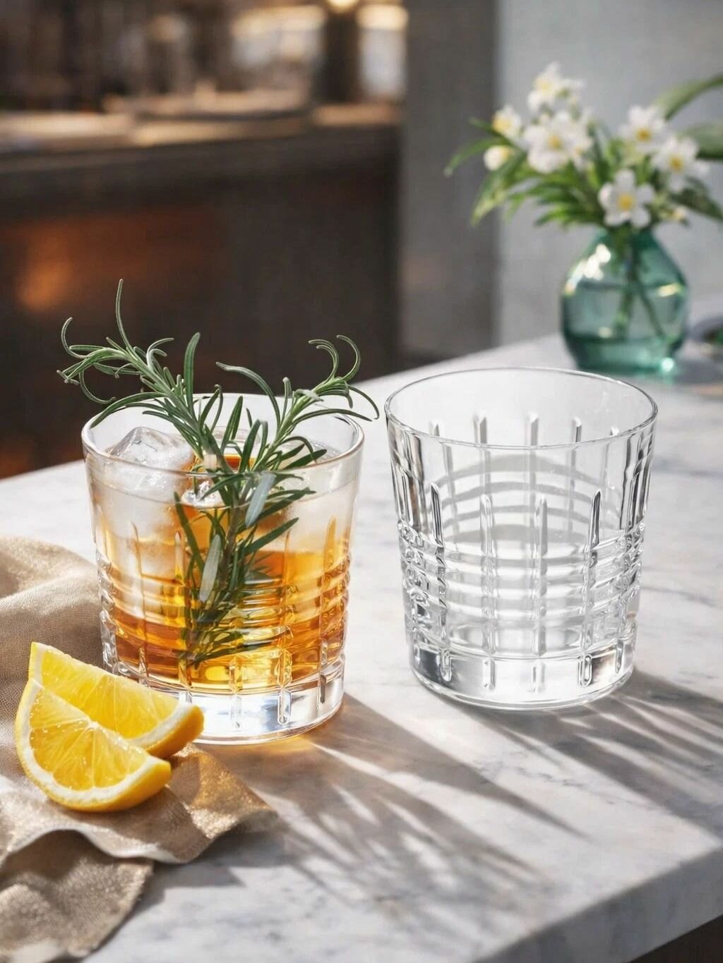 Набор стаканов низких Arcoroc "Old Square" 2 шт, 320 мл. Закаленное стекло, для виски, коньяка, коктейлей, сока, лимонада. "Олд Сквиар" (Упрочненное стекло) Франция