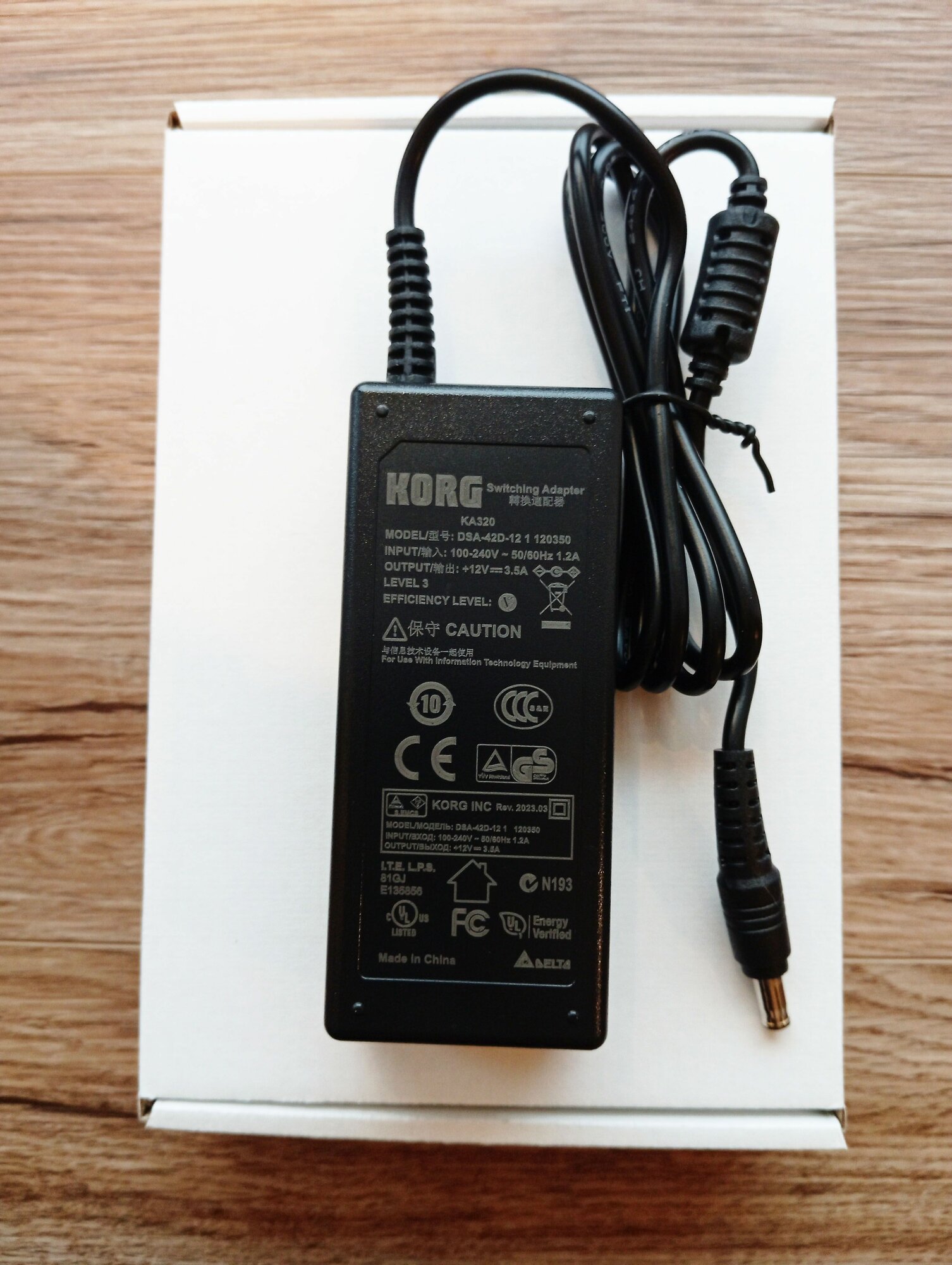 Блок питания Korg multi/poly для синтезатора — фото 1