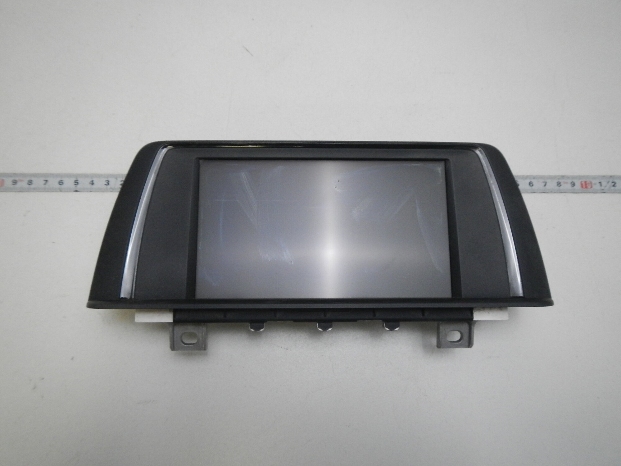 Б/У Дисплей информационный, BMW (БМВ)-3 (F30) (11-19) BMW 3 (F30) (11-19) Царапины. 643474 BMW арт. 9270393040
