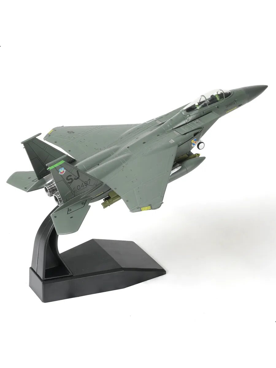 Модель самолета F-15E Strike Eagle 1:100 металлическая