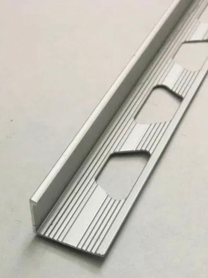 Профиль для плитки L-образный Алюминиевый, наружный уголок 2700мм