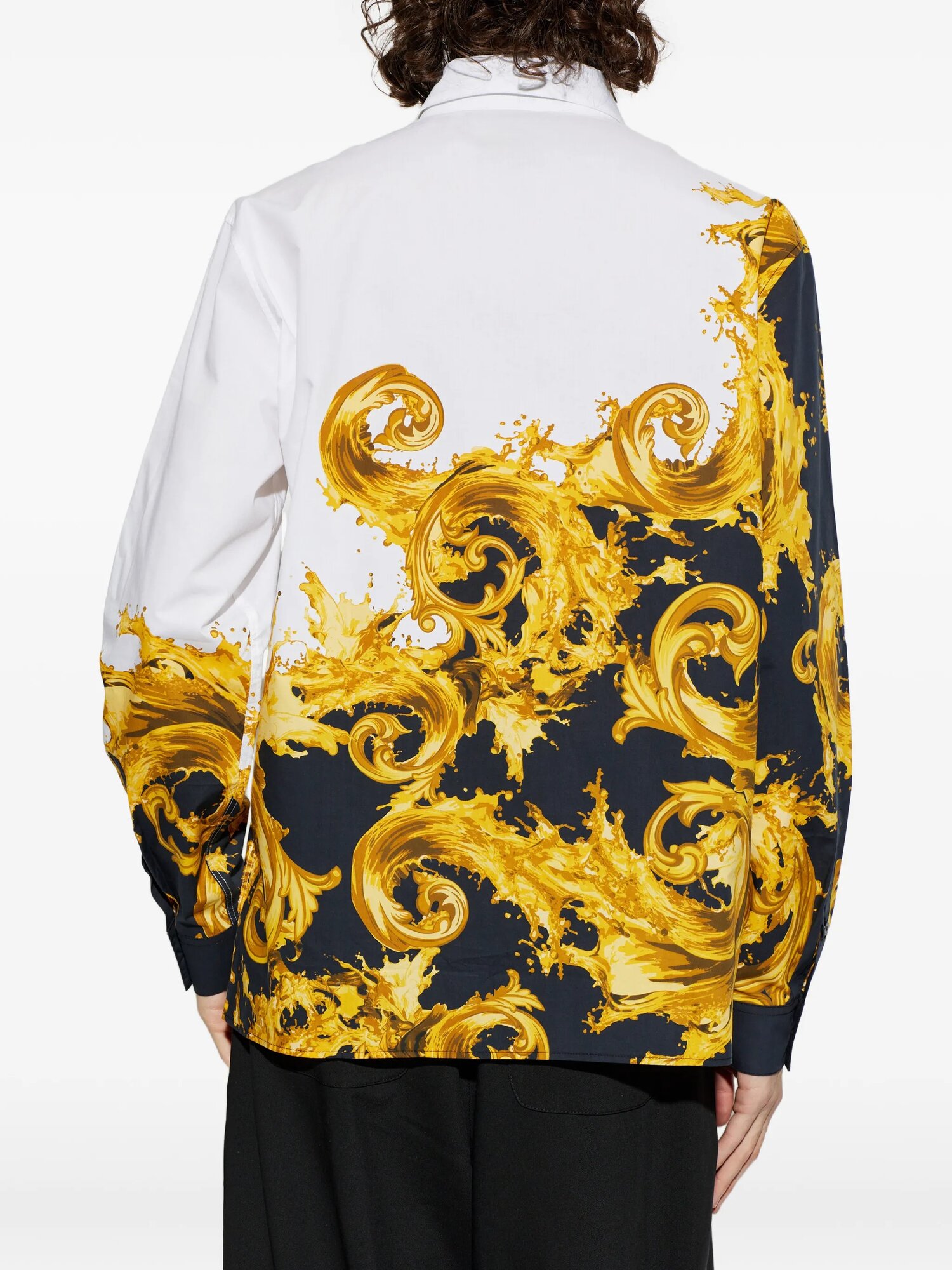 Рубашка Versace Jeans Couture Barocco, размер 48, бежевый/белый — фото 1