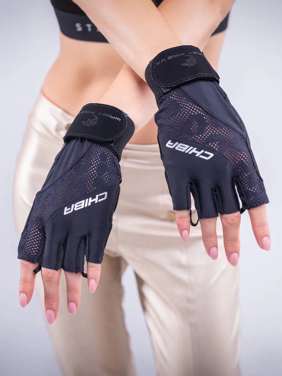 Перчатки для фитнеса без пальцев LadyWristPro