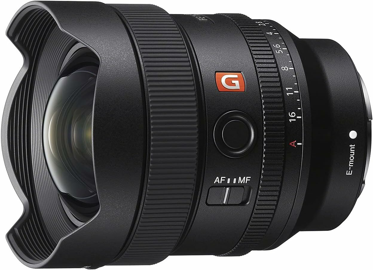 Объектив Sony FE 14mm f/1.8 GM (SEL14F18GM), широкоугольный, черный