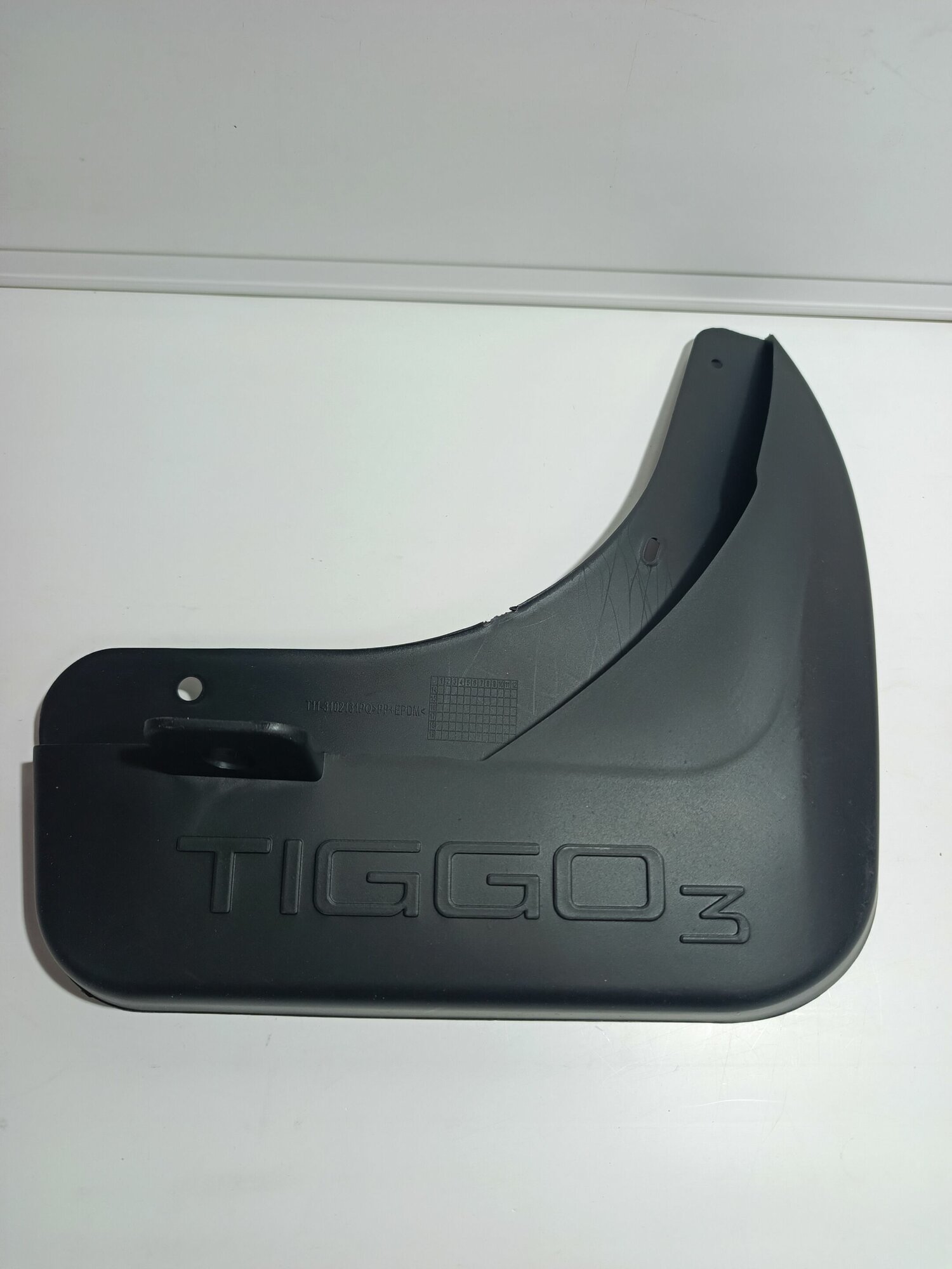 Брызговик задний правый Chery Tiggo 3 [2.0 16V CVT внедорожник] T113102132PQ