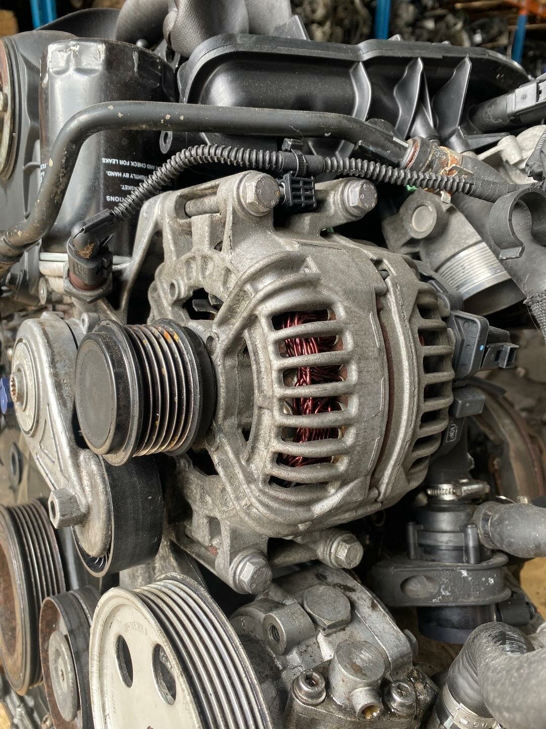 Генератор для Audi A5 8T 2.0 OEM 06H903016L