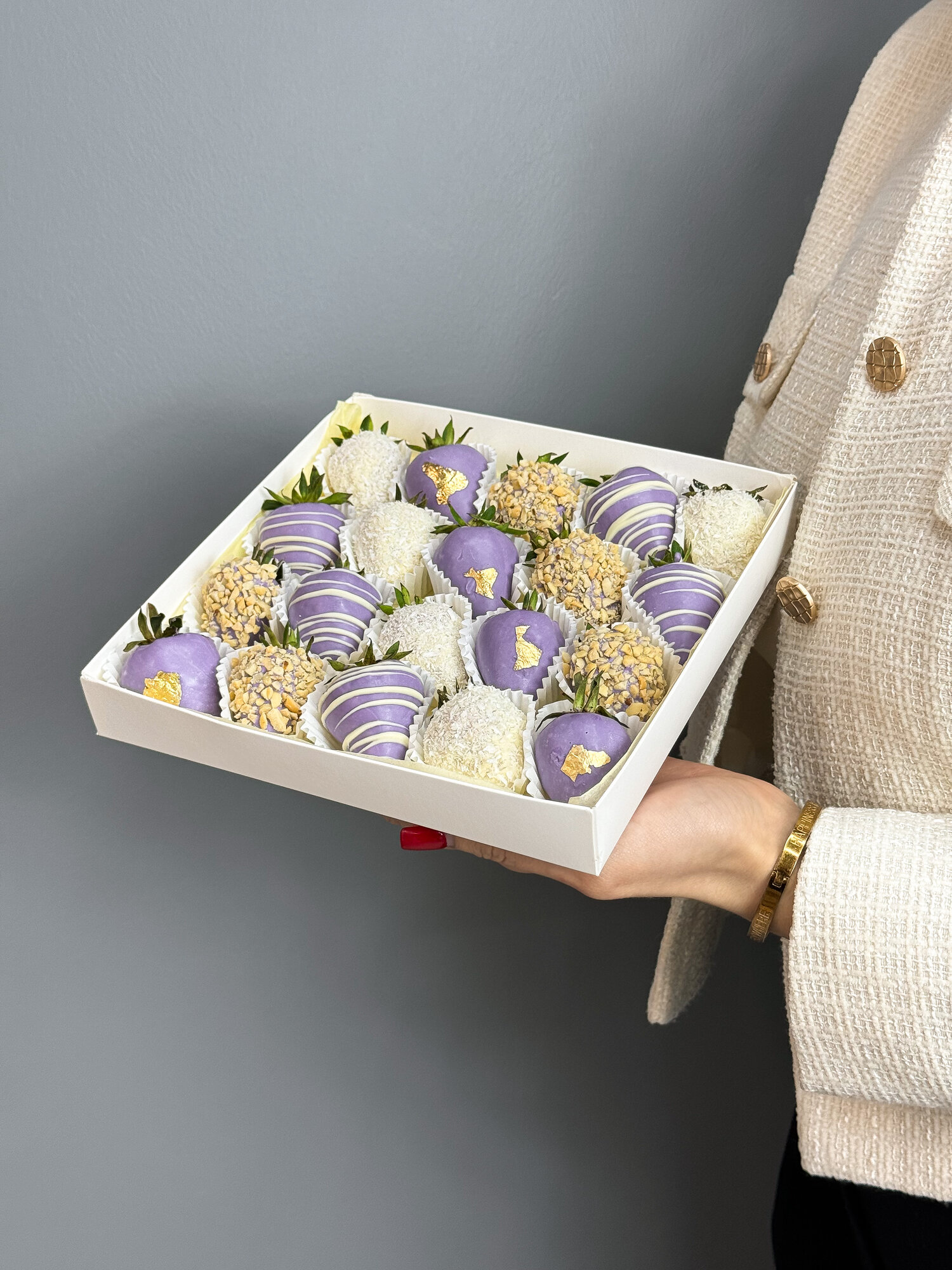 Клубника в шоколаде Lilac 20 шт
