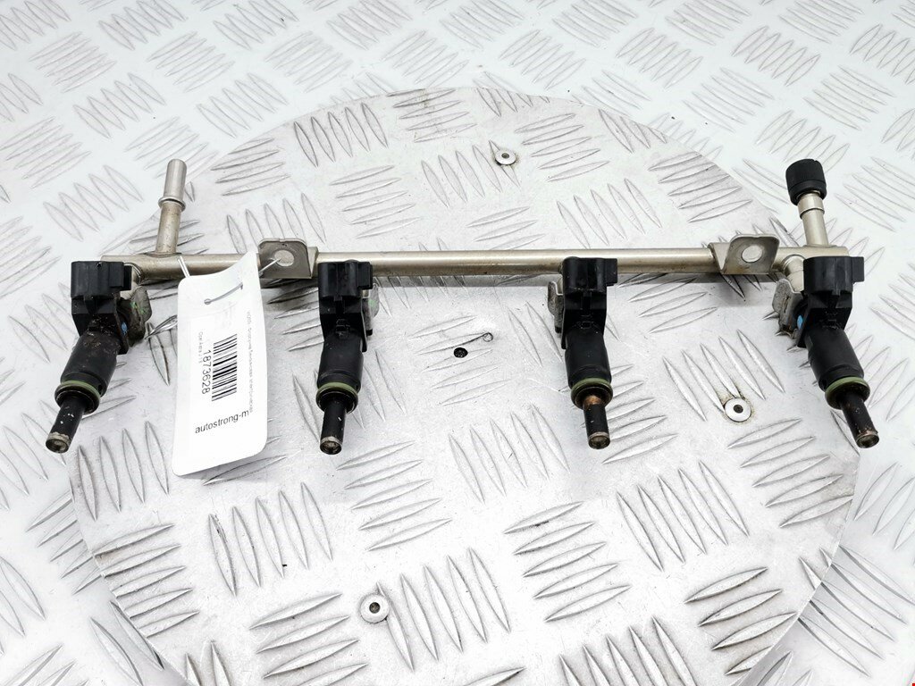 Форсунка бензиновая электрическая Opel Astra J 55562599 арт. 1873628