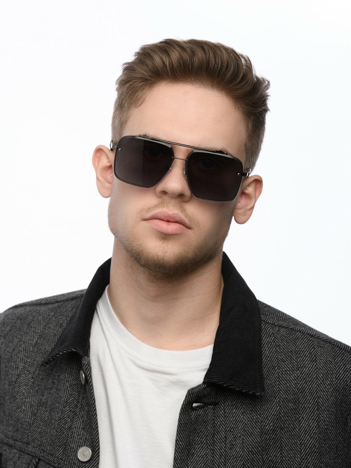 Солнцезащитные очки