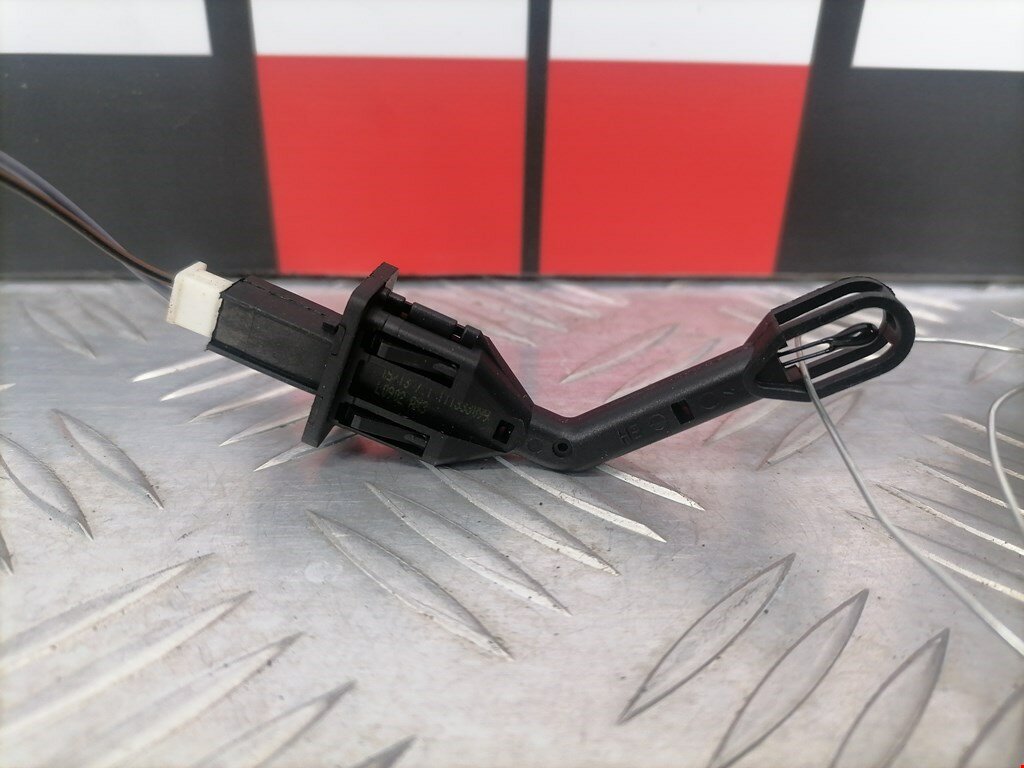 Датчик температуры воздуха BMW 5-Series (F07/F10/F11/F18) 64116920430 арт. 1420645