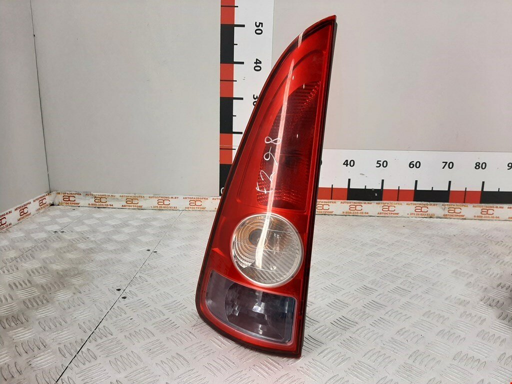 Фонарь задний левый Renault Espace 4 8200027153 арт. 786832