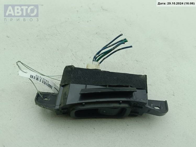 Кнопка стеклоподъемника заднего правого Subaru Legacy