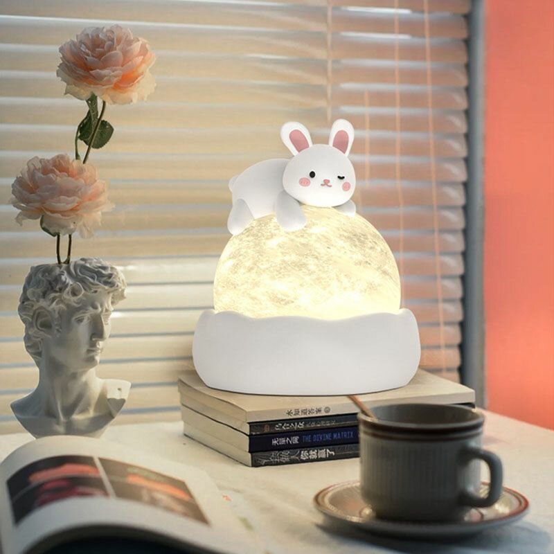 Современная креативная персонализированная настольная лампа-CTD