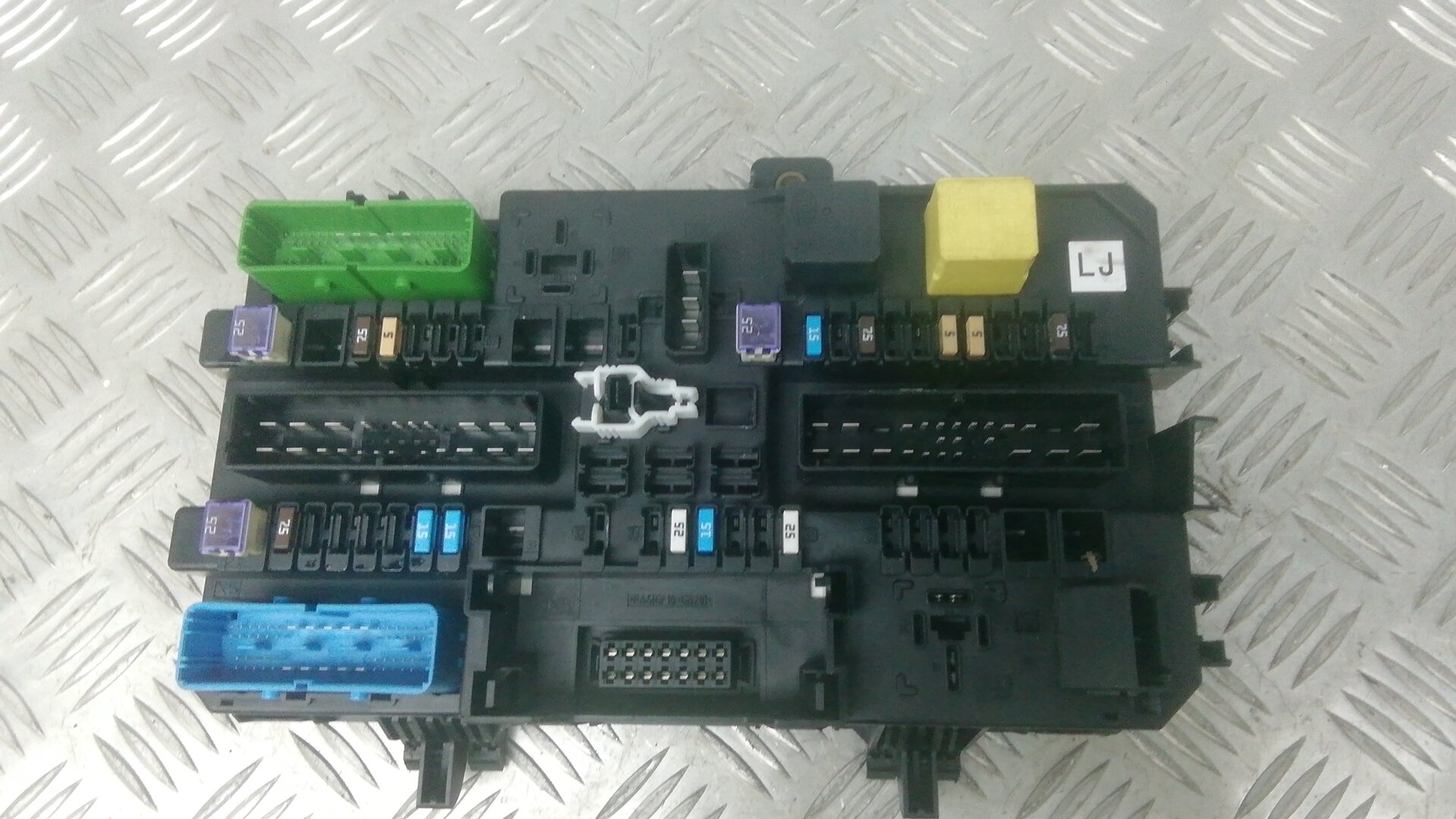 Блок предохранителей OPEL ASTRA H, Номер 93188419, 1238854