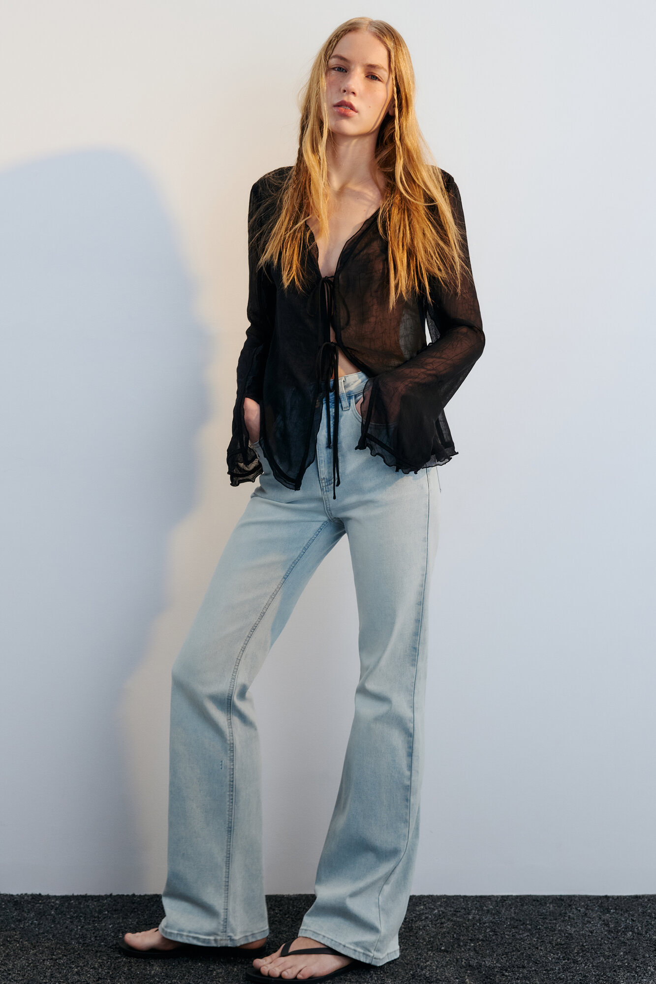 Джинсы клеш Basic 