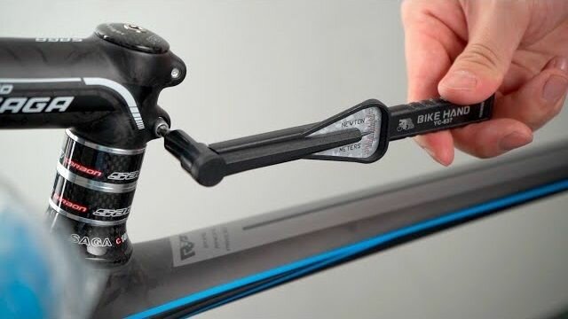 Ключ динамометрический BIKEHAND YC-637 профи, для головок 1/4", без насадок, шкала 2-10NM